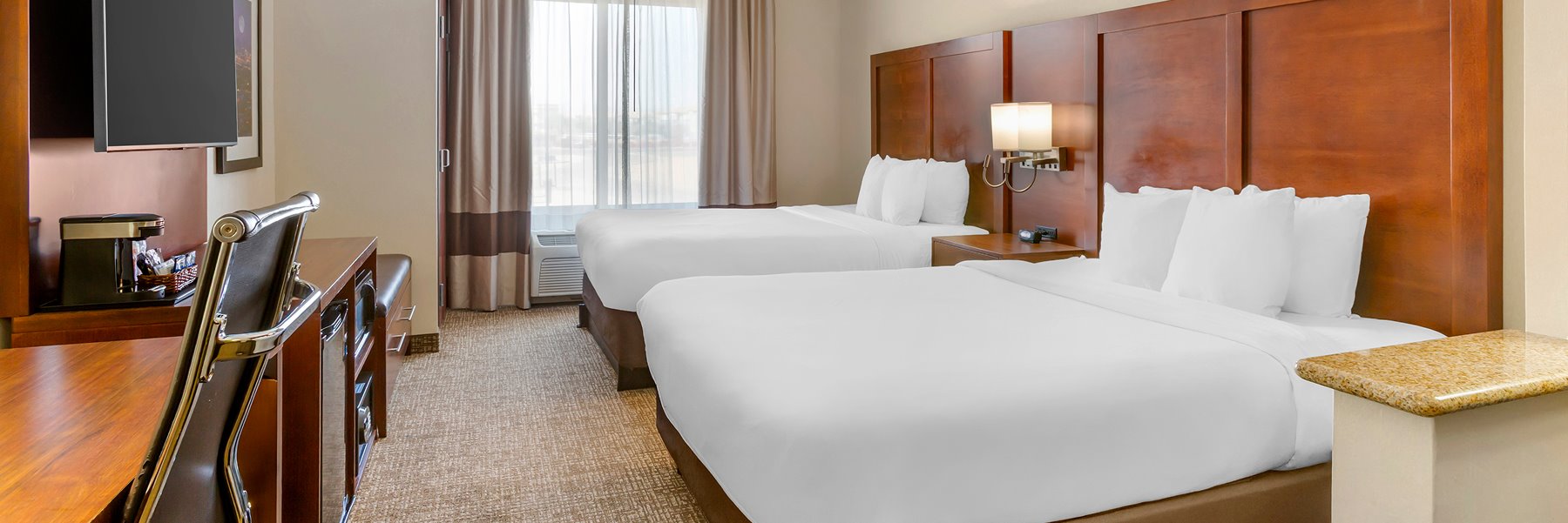 Hotel Rooms in Glendale, AZ | Comfort Suites Glendale
